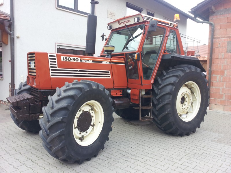 Traktor Fiat 180-90 - technikboerse.com