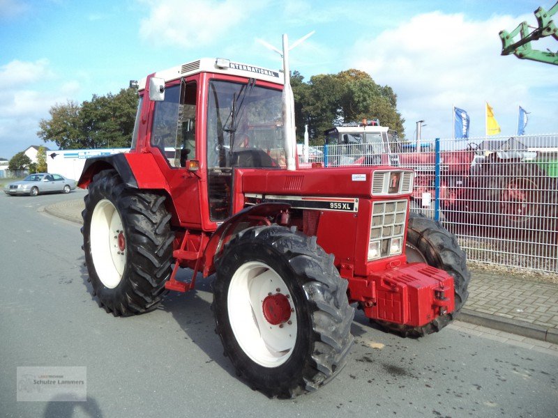 Case IH IHC 955 XL Allrad Traktor - technikboerse.com