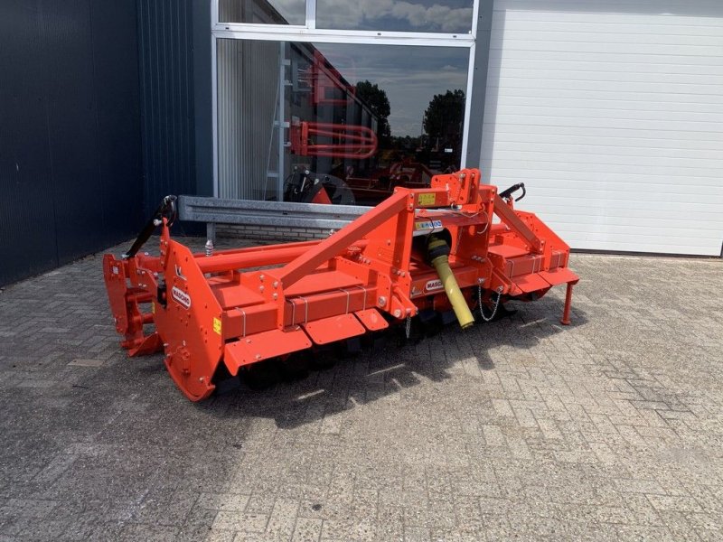 Nieuwe en gebruikte zware machines - technikboerse.com