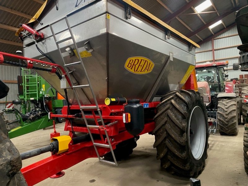 Bredal Distribuitor de îngrășăminte folosit & nou cumpărare ...