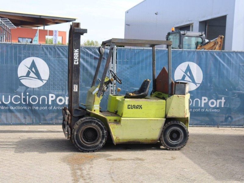 Clark Frontstapler gebraucht & neu kaufen - technikboerse.com