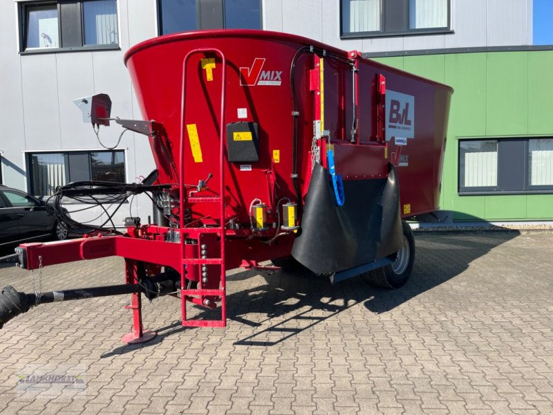 Buy Mixer feeder wagon second-hand and new - technikboerse.com