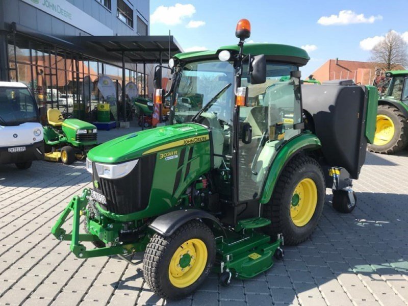 Buy John Deere Municipal tractor second-hand and new - technikboerse.com