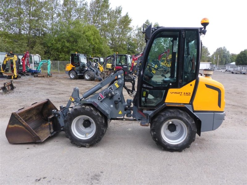 Buy GiANT Compact loader second-hand and new - technikboerse.com