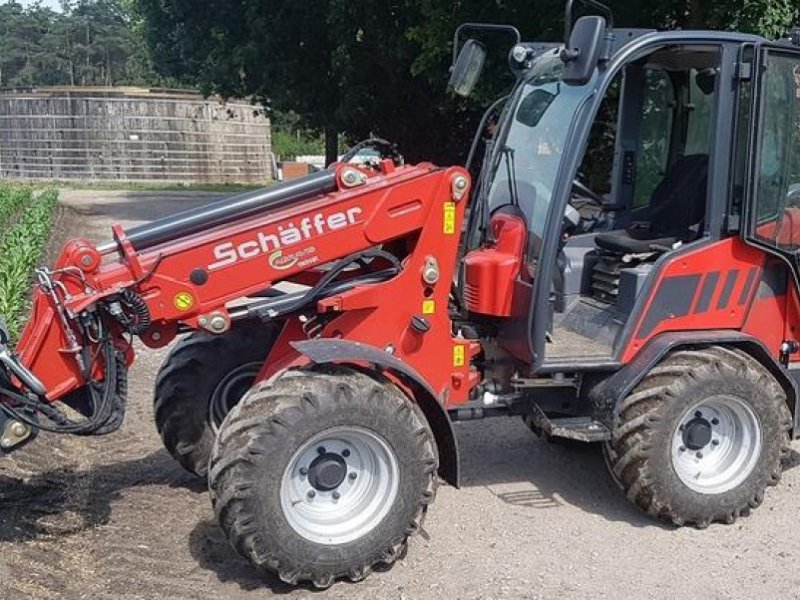 Schäffer 3550 T Kompaktlader - technikboerse.com