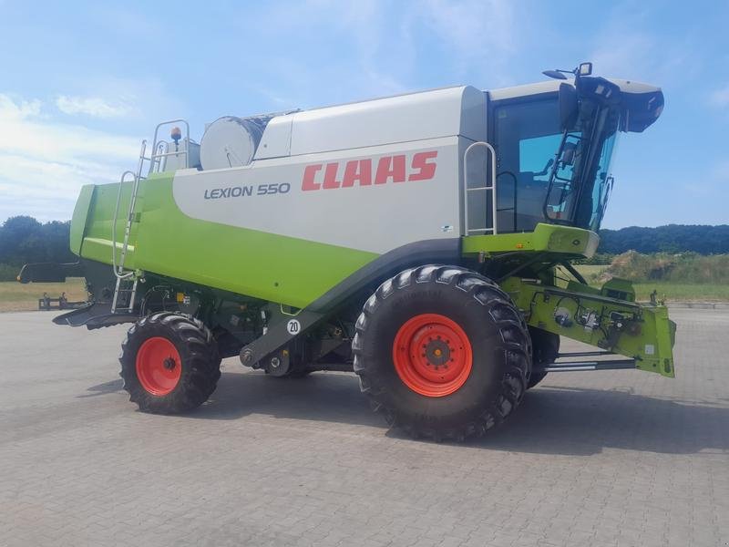 CLAAS Lexion 550 kúpiť použitý a nový stroj - technikboerse.com