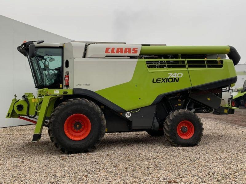 CLAAS Lexion 740 gebraucht & neu kaufen - technikboerse.com