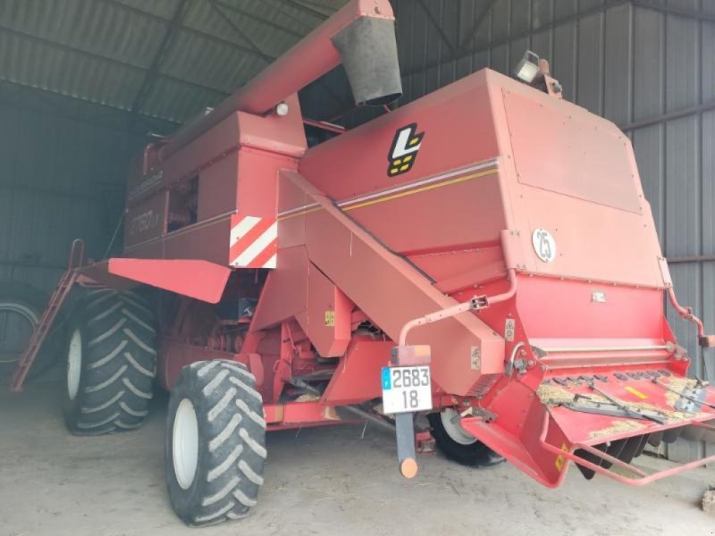 Buy Laverda Combine harvester second-hand and new - technikboerse.com