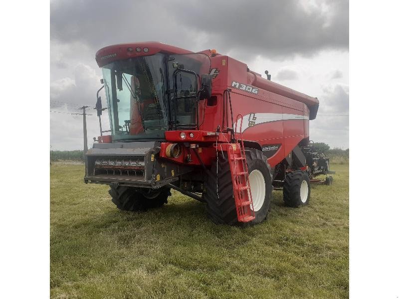 Buy Laverda Combine harvester second-hand and new - technikboerse.com