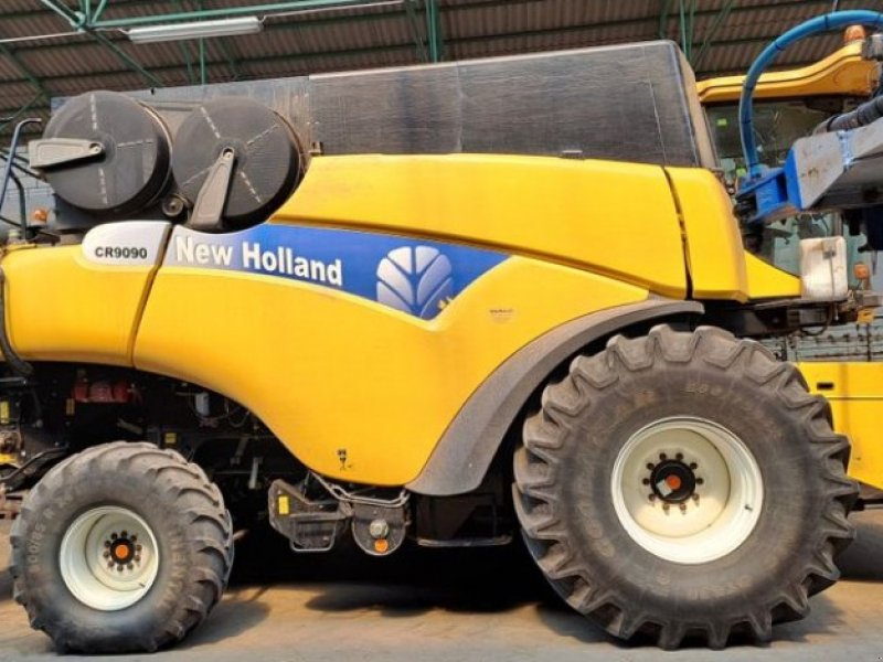 Buy New Holland CR 9090 second-hand and new - technikboerse.com