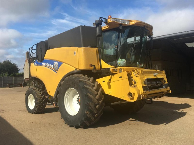 Buy Combine harvester second-hand and new - technikboerse.com