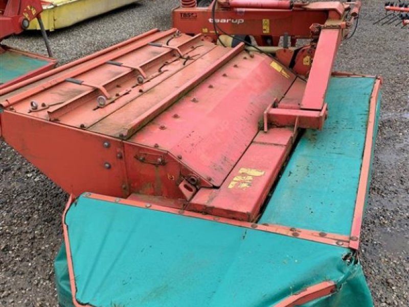 Buy Taarup Grassland & forage harvesting technology second-hand and new ...