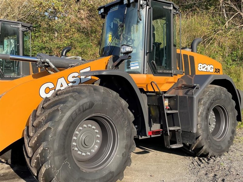 Buy Case IH Wheel loader second-hand and new - technikboerse.com