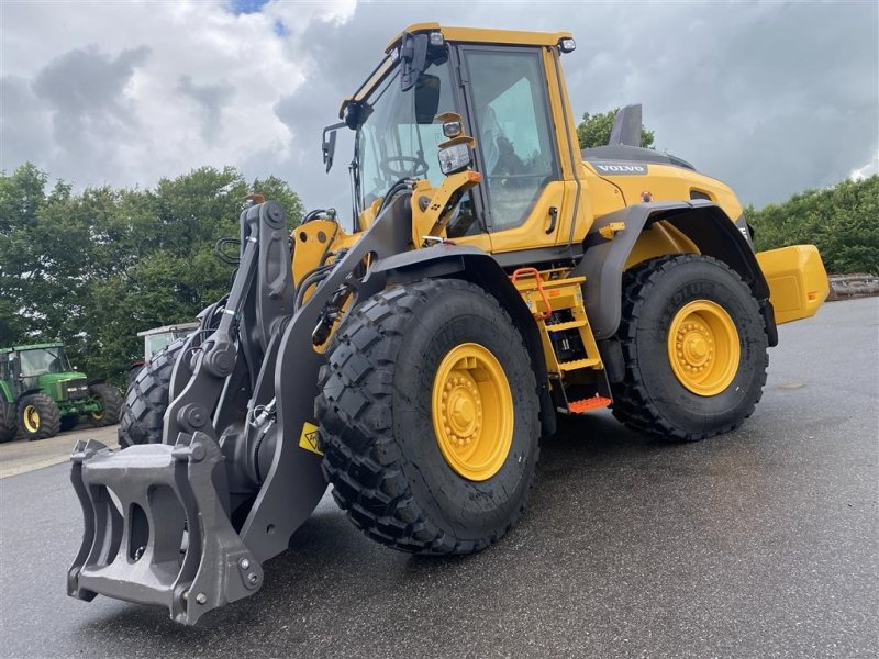 Volvo Radlader gebraucht & neu kaufen - technikboerse.com