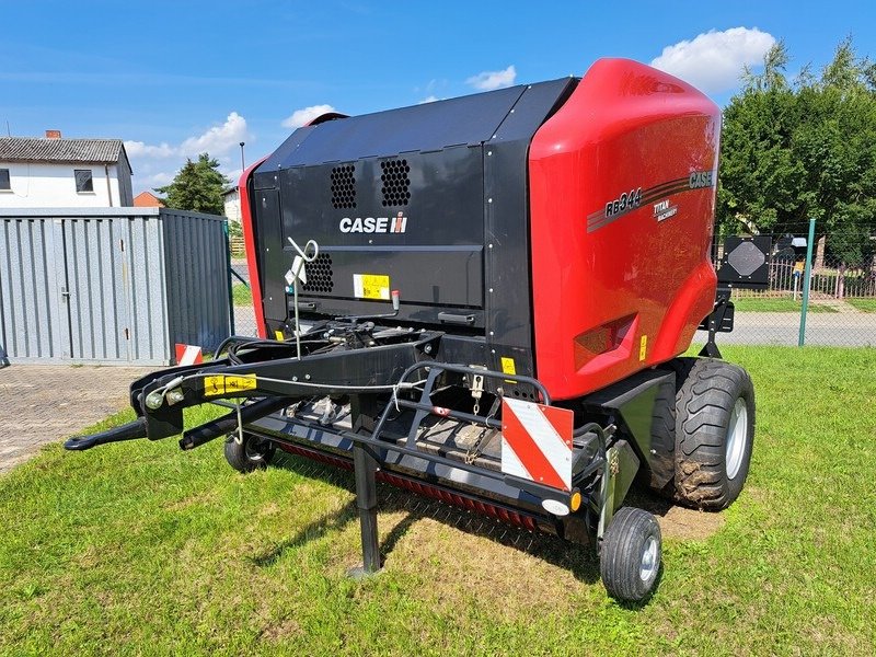 Case IH RB 344 RC gebraucht & neu kaufen - technikboerse.com