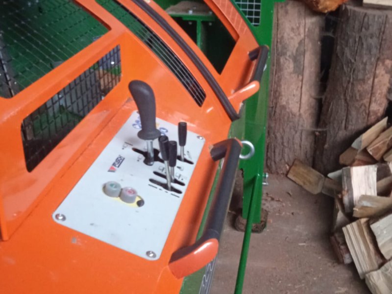 Sägeautomat und Spaltautomat gebraucht & neu - technikboerse.com