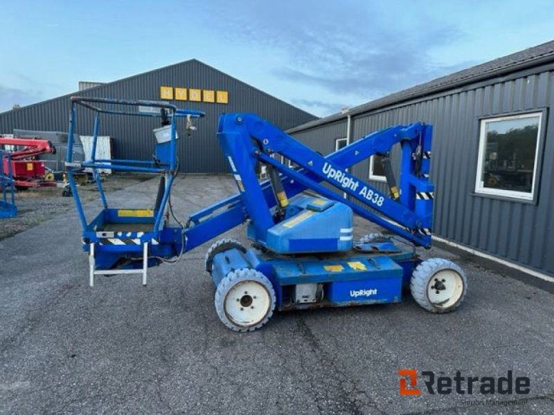 Buy Upright Scissor lift second-hand and new - technikboerse.com