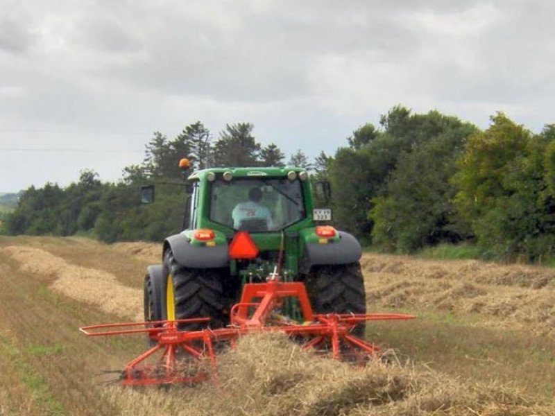 Buy Fransgard Hay rake second-hand and new - technikboerse.com