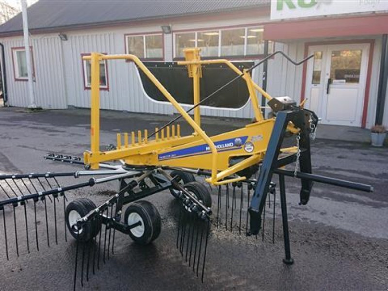 Compre New Holland Hileradora usados y nuevos - technikboerse.com