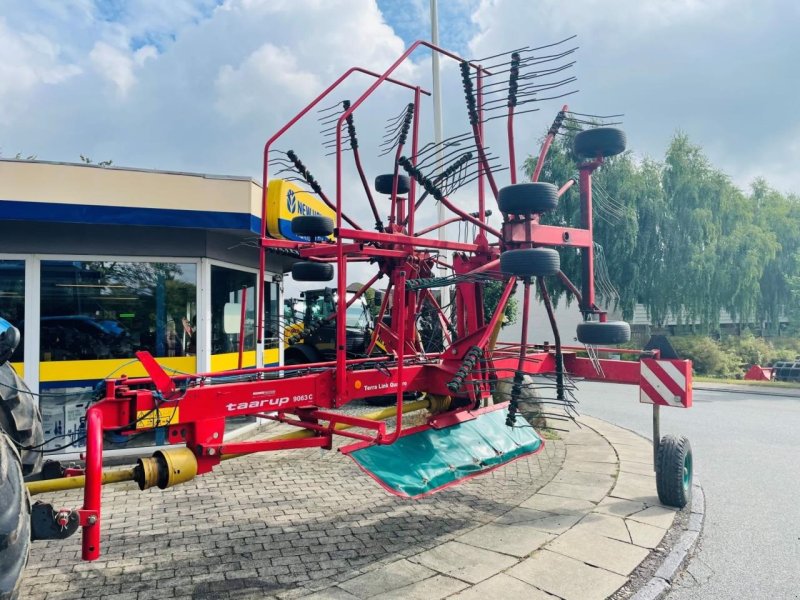 Buy Taarup Grassland & forage harvesting technology second-hand and new ...