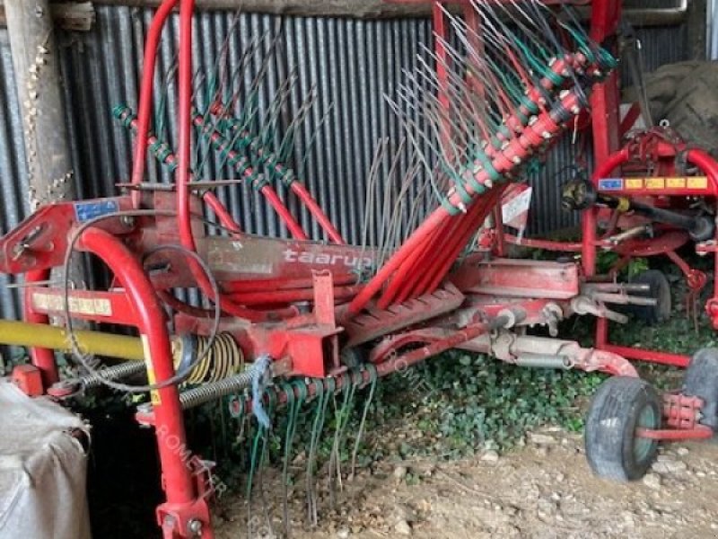 Buy Taarup Hay rake second-hand and new - technikboerse.com