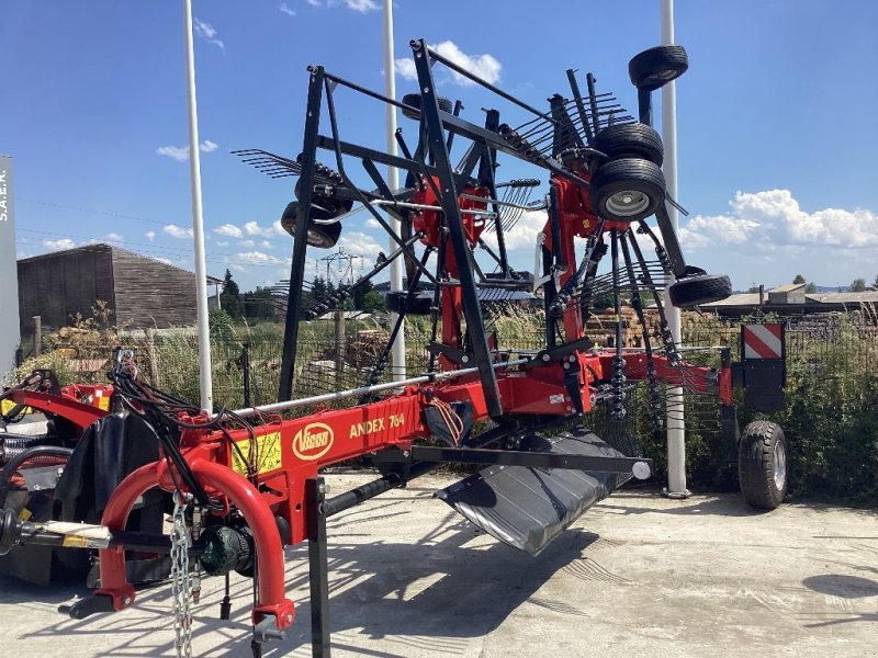 Buy Vicon Hay rake second-hand and new - technikboerse.com