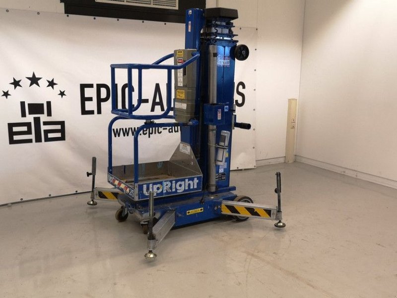 Buy Upright Telescopic boom lift second-hand and new - technikboerse.com