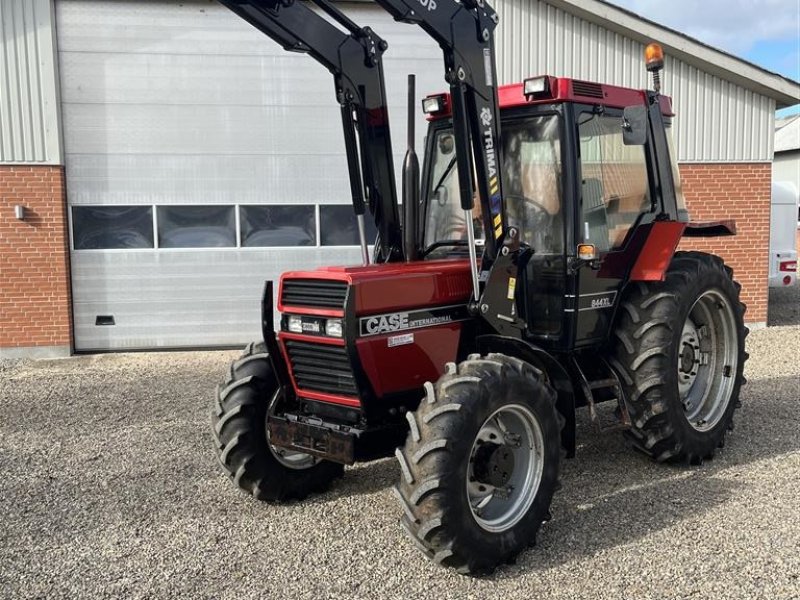 Case IH 844 XL покупка на употребявани и нови - technikboerse.com