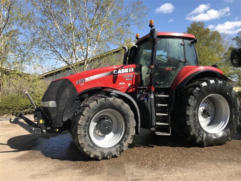 Case IH Magnum 370 CVX gebraucht & neu kaufen - technikboerse.com