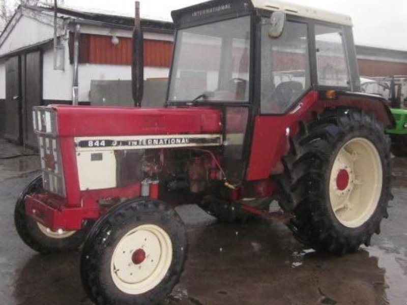 IHC Traktor gebraucht & neu kaufen - technikboerse.com