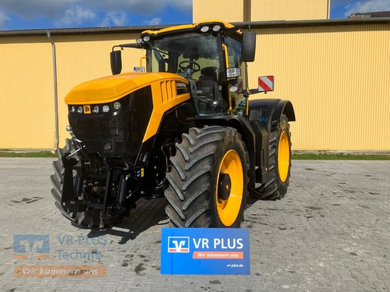 JCB FasTrac 8330 gebraucht & neu kaufen - technikboerse.at
