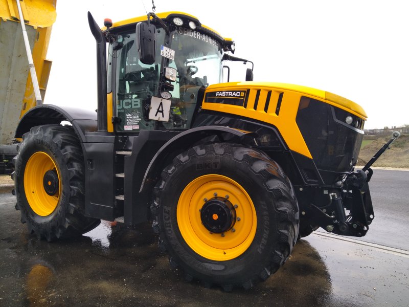 JCB FasTrac 8330 gebraucht & neu kaufen - technikboerse.at