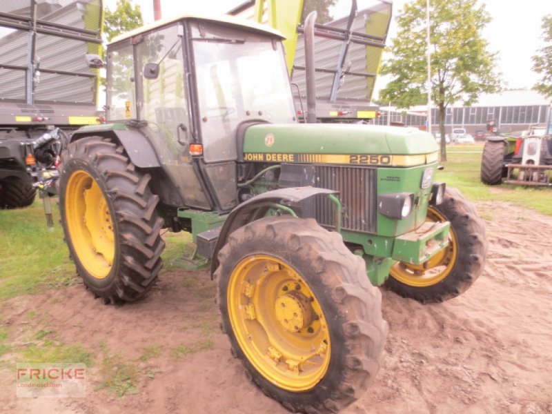 John Deere 2250 gebraucht & neu kaufen - technikboerse.com