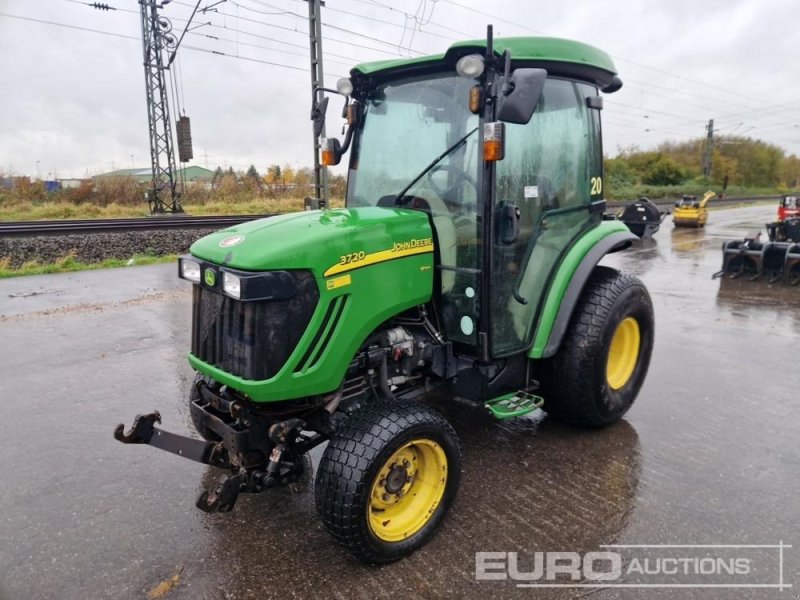 Buy John Deere 3720 second-hand and new - technikboerse.com
