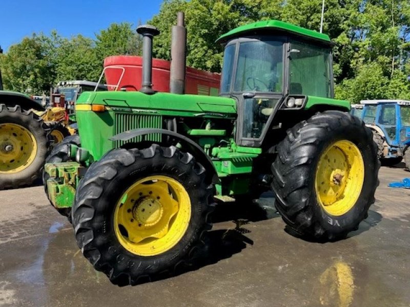 Buy John Deere 4240 second-hand and new - technikboerse.com