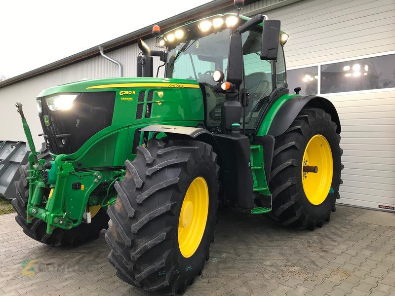 John Deere 6250R gebraucht & neu kaufen - technikboerse.com