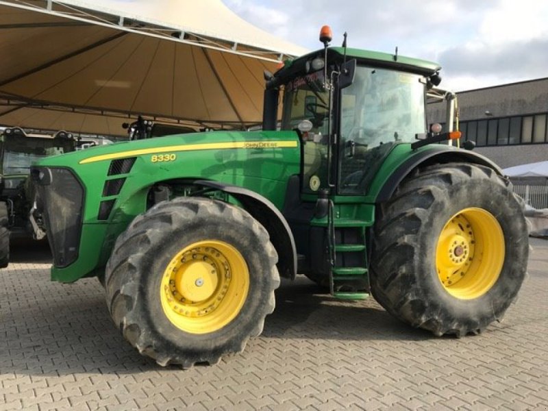 John Deere 8330 gebraucht & neu kaufen - technikboerse.com