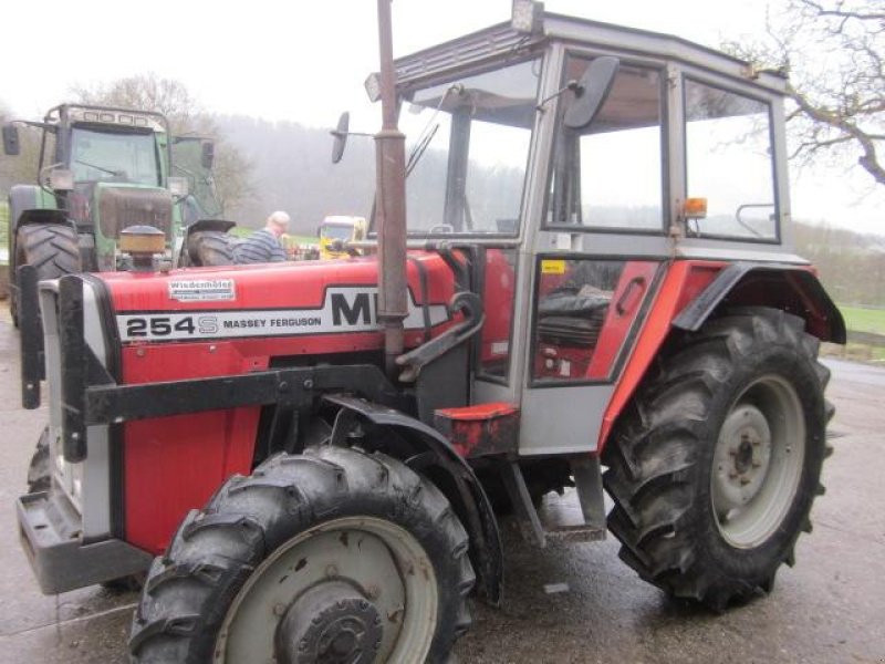 Völlmer Vieh- und Landmaschinenhandel in Ziegenhagen - technikboerse.com