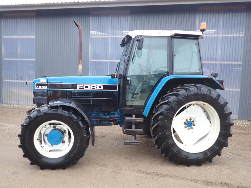 Buy New Holland 7840 second-hand and new - technikboerse.com