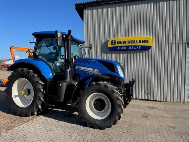 New Holland T7.225 AC gebraucht & neu kaufen - technikboerse.com