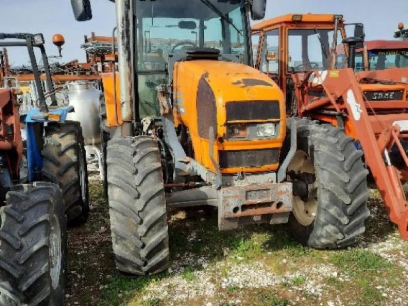 Renault Traktor gebraucht & neu kaufen - technikboerse.com
