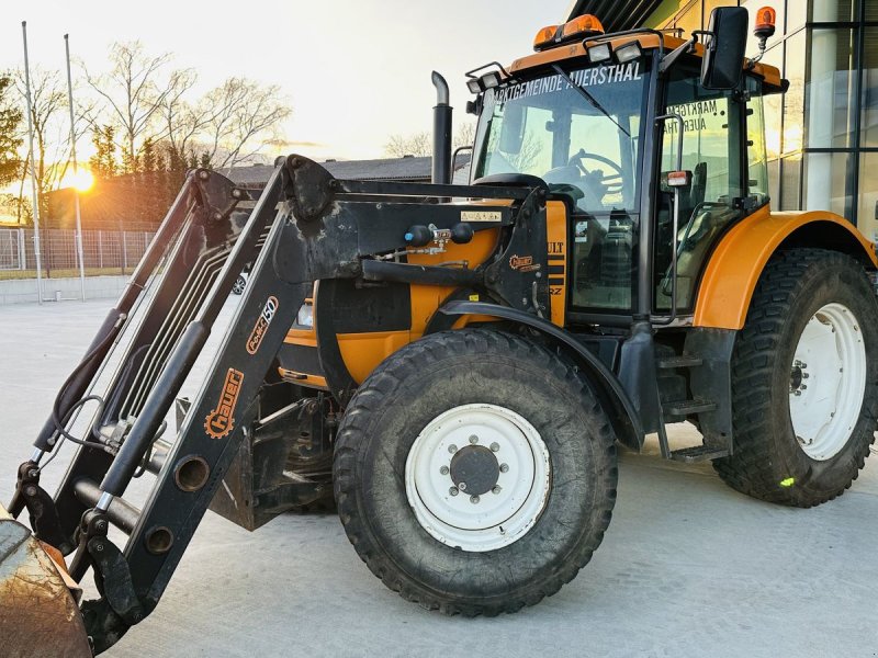 Renault Tractor gebruikt & nieuw kopen - technikboerse.com