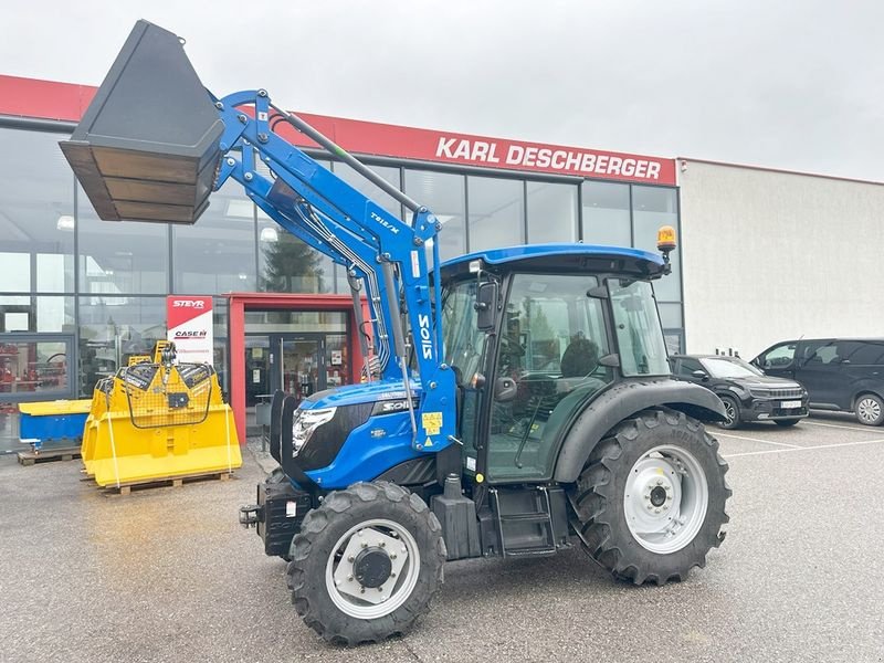 Traktor mit Frontlader - technikboerse.at