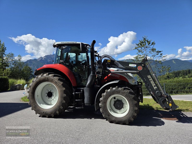 Traktor mit Frontlader - technikboerse.at