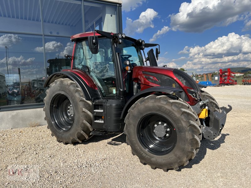 Valtra Traktor gebraucht & neu kaufen - technikboerse.com