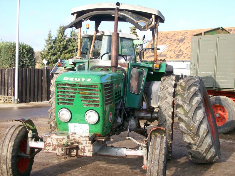 Tracteur Deutz-Fahr 6006 - technikboerse.com
