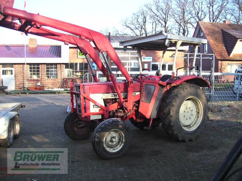 IHC 553 S Traktor - technikboerse.com