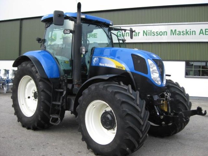 New Holland T6090 Tractor - technikboerse.com