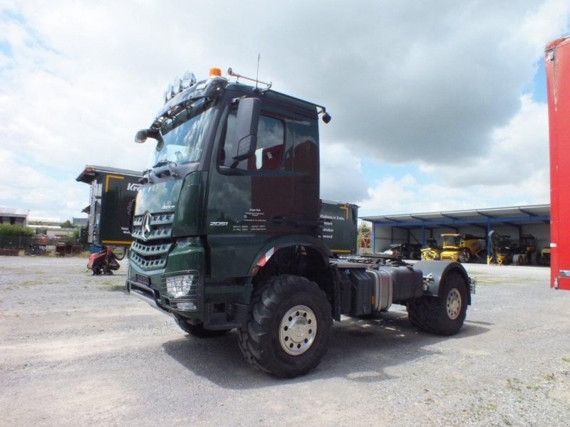 Mercedes-Benz Arocs 2051AS 4x4 AgroTruck, 60km/h, EURO 6 Heckcontainer ...