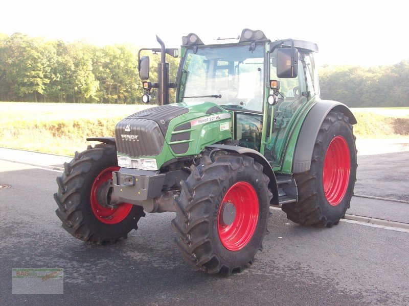 Fendt Vario 207 Traktor - technikboerse.com